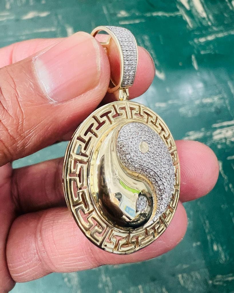 Diamond Yin Yang Pendant Men 10K Yellow Gold Yin Yang Symble Charm ...