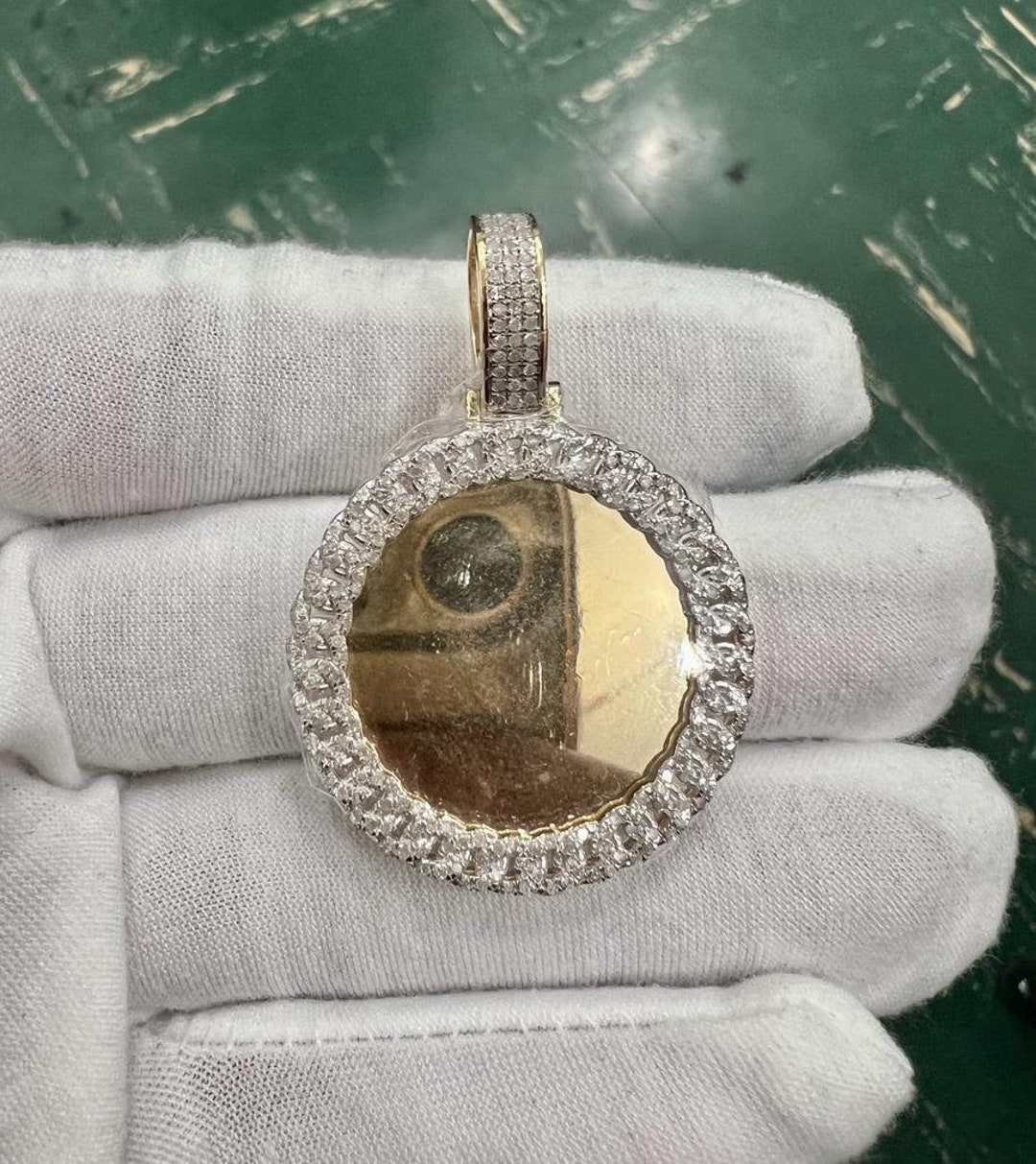 10k Yellow Gold Medallion Frame Memory Diamond Charm Pendant - Etsy