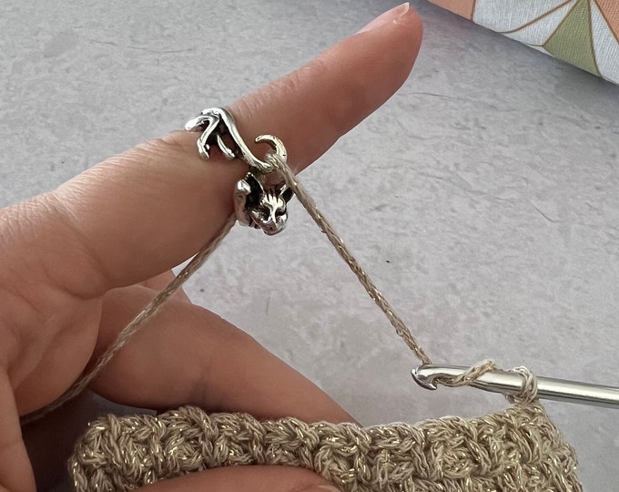 Cat Yarn Tension Ring for Knitting or Crochet- Adjustable - Yarn Guide ...