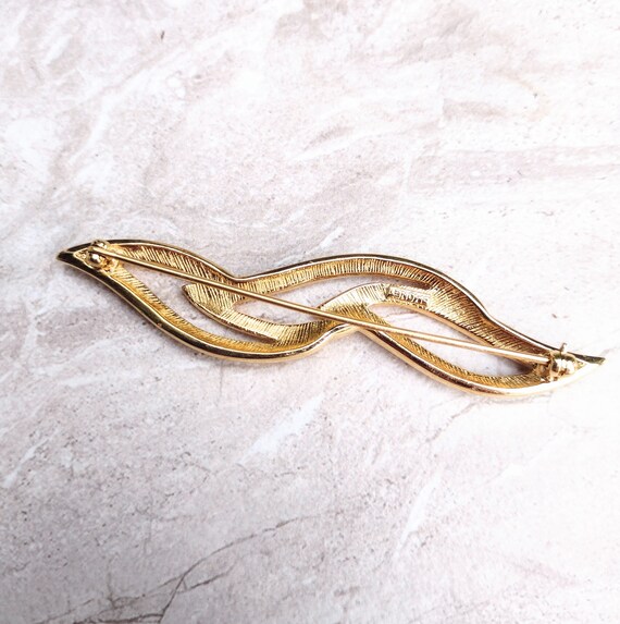Vintage Monet Pin | Stylized Leaves | Gold Monet Broo… - Gem