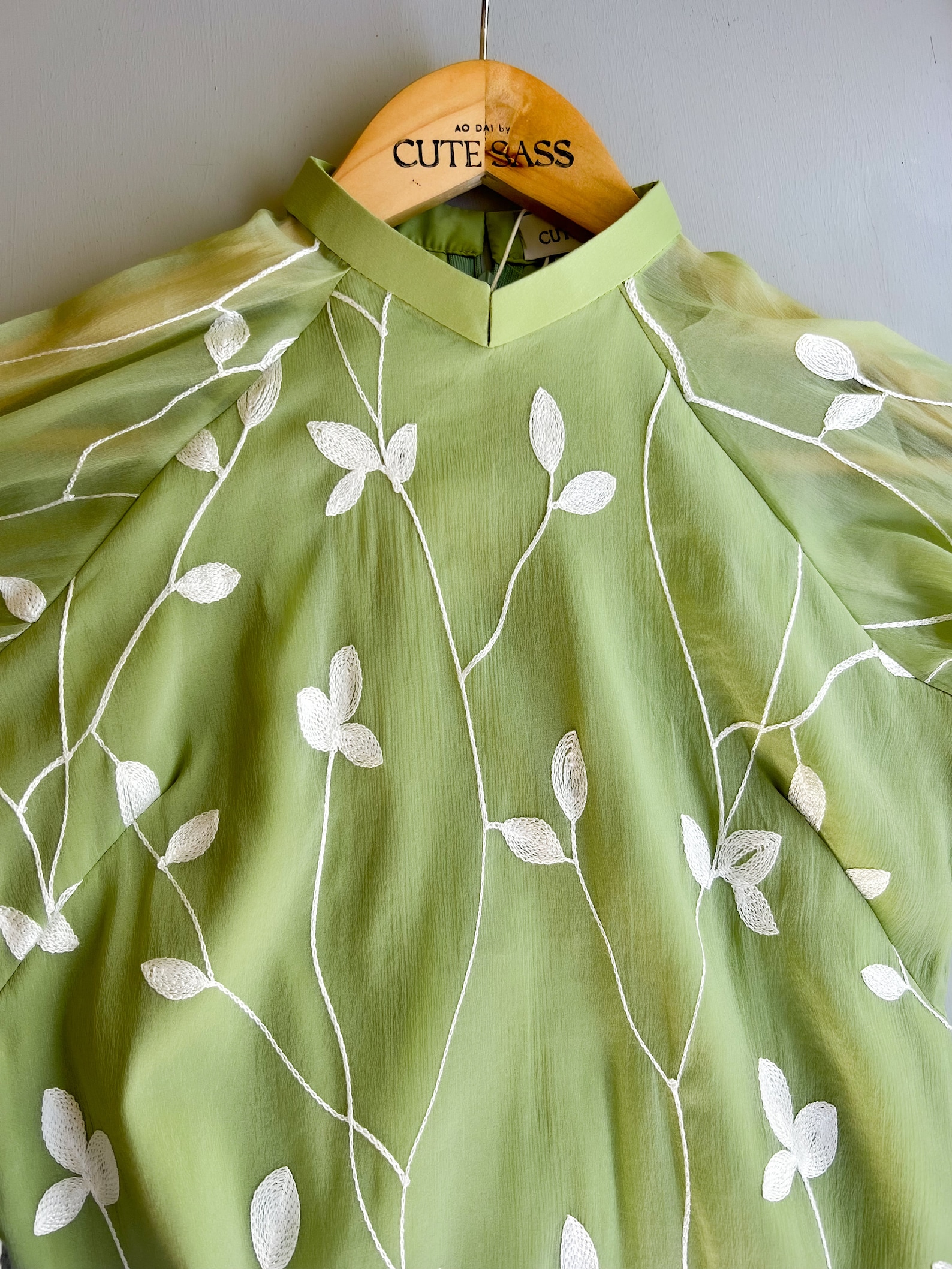 Shifted Chiffon Embroidery Leaf Ao Dai Top Only, NO PANTS(4 Colors)33a ...