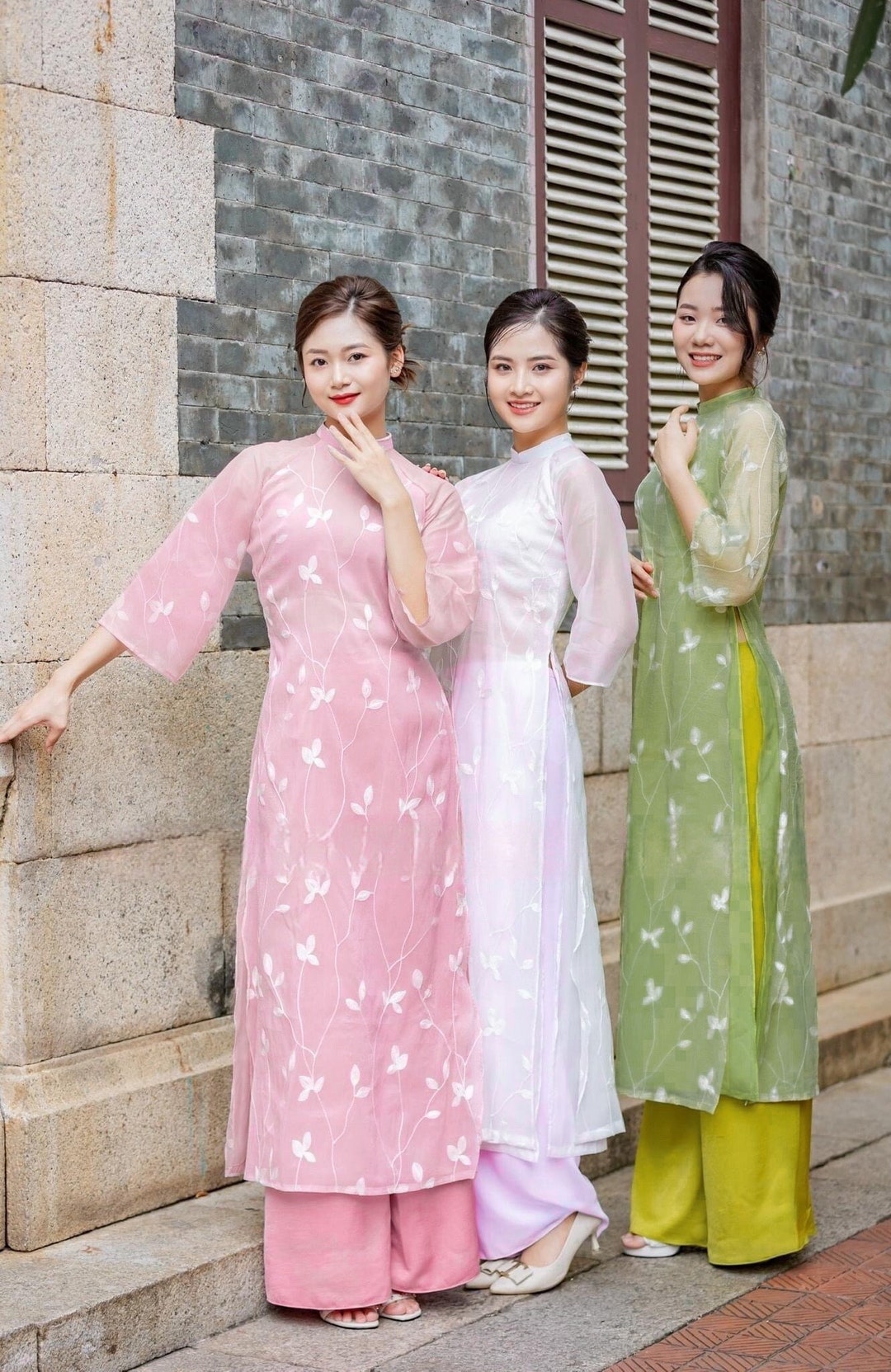 Shifted Chiffon Embroidery Leaf Ao Dai Top Only, NO PANTS(4 Colors)33a ...