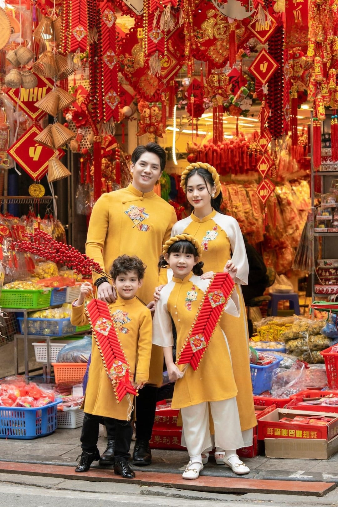 Family BRIGHT YELLOW Pearls Ao Dai Set (no Headband) 3E| Pre-made ...