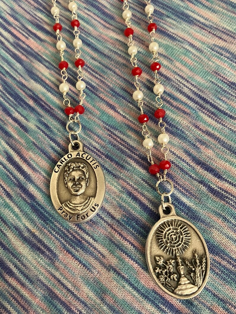 Carlo Acutis Blessed Sacrament/monstrance Double Sided Medal Beaded Red ...