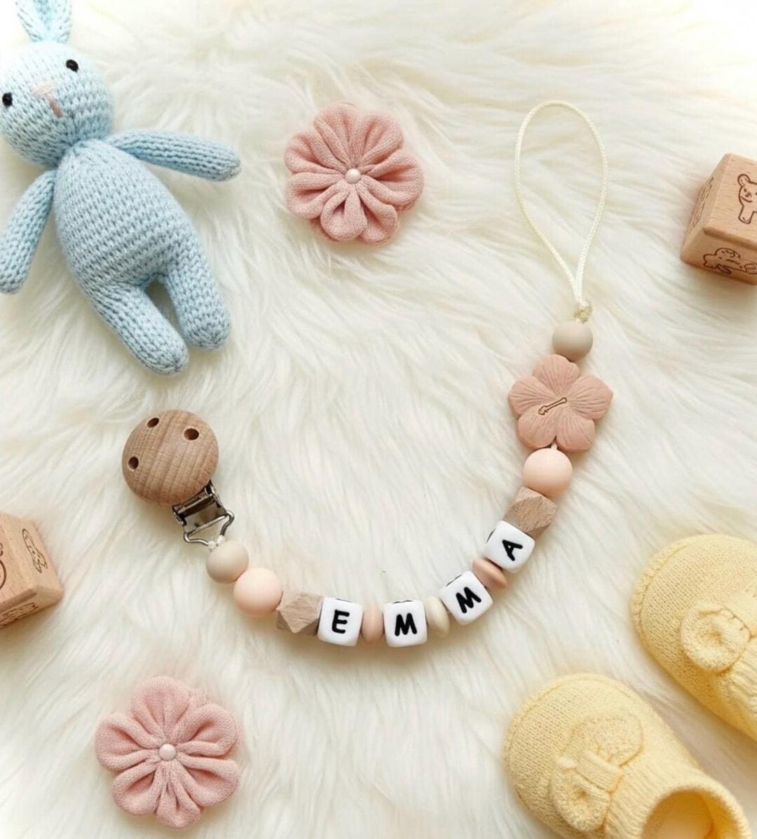 Silicone and Beech Wood Pacifier Clip – Flower Design – Baby Gift - Etsy