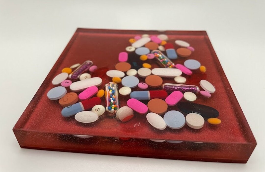 Resin Medicine Heart Paperweight/coaster - Diagonal - Etsy