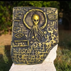 The Cthulhu Artifact Lovecraft Mythos Cthulhu Handmade Tablet Replica ...
