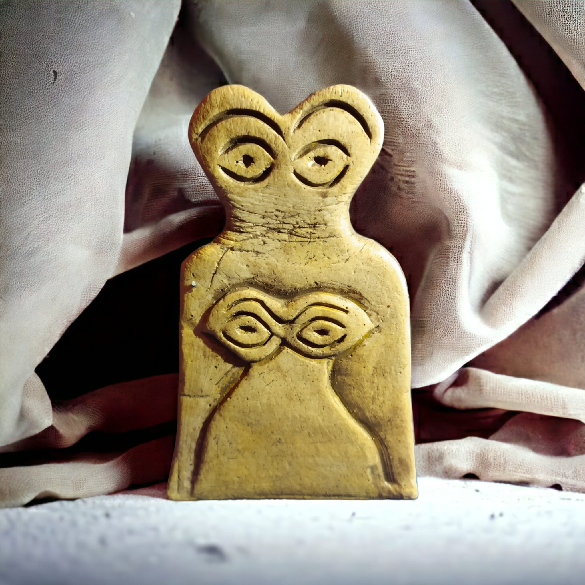 Eye Idol Replica / Middle Uruk / Ancient Figurine - Etsy