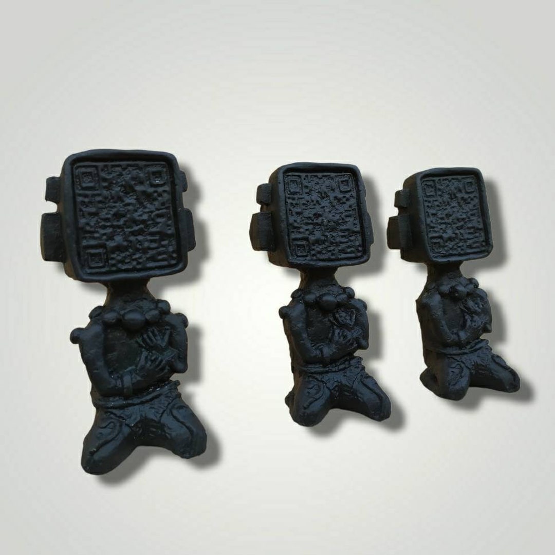 Qr Code Head Man Ancient Mayan Statue Replica Figurine - Etsy