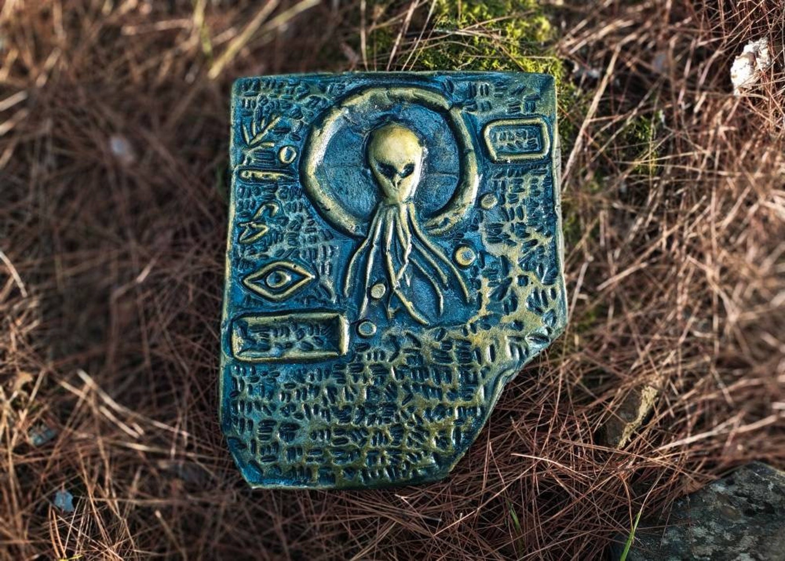 The Cthulhu Artifact Lovecraft Mythos Cthulhu Handmade Tablet - Etsy