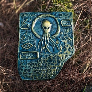 The Cthulhu Artifact Lovecraft Mythos Cthulhu Handmade Tablet Replica ...