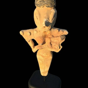 Statue of İnanna/nammu,ubaid Lizardmen Figurines; Reptilians in Ancient ...