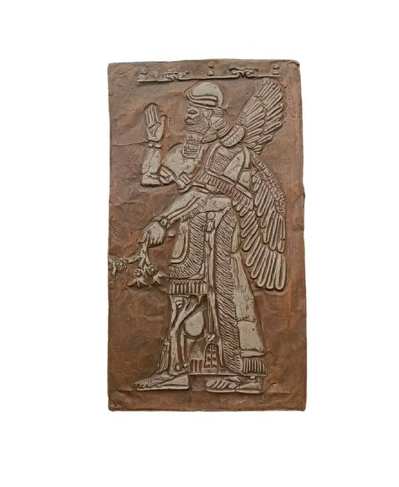 Depiction Of Annunaki Gods In Ancient Sumerian History