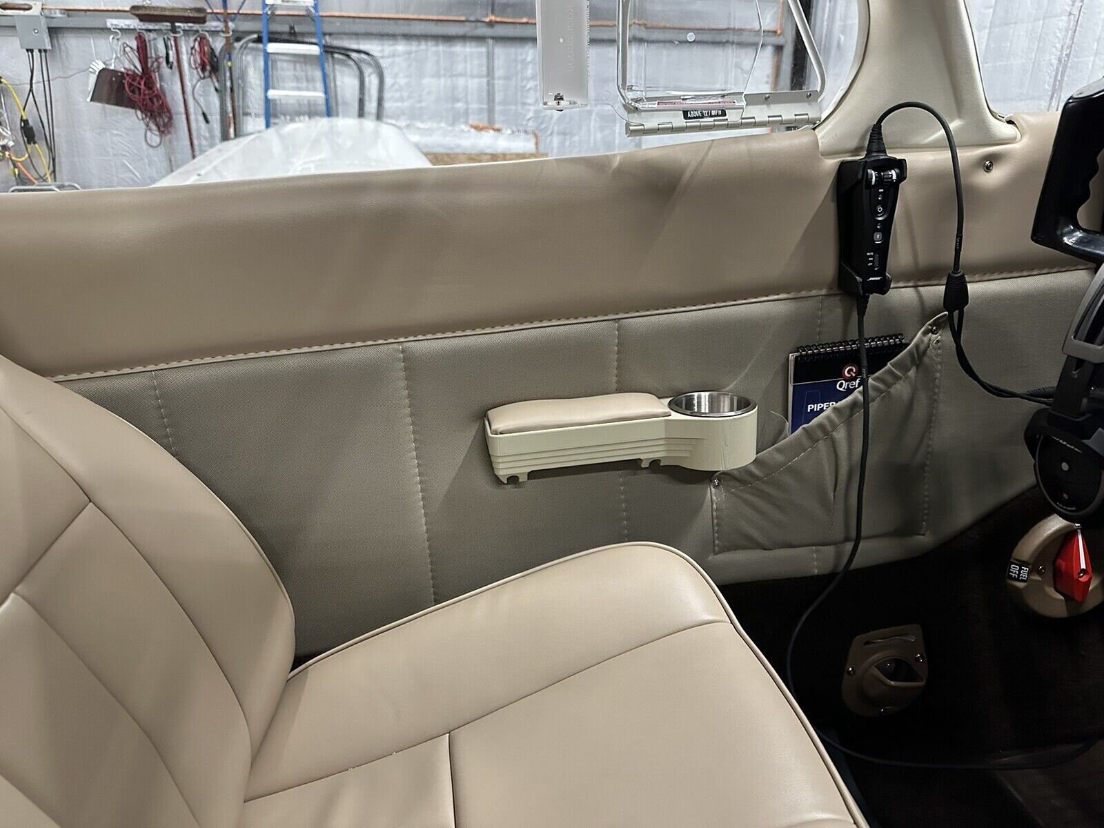 Replacement Arm Rest Set With Cupholders for Piper PA28, PA32, PA34 ...