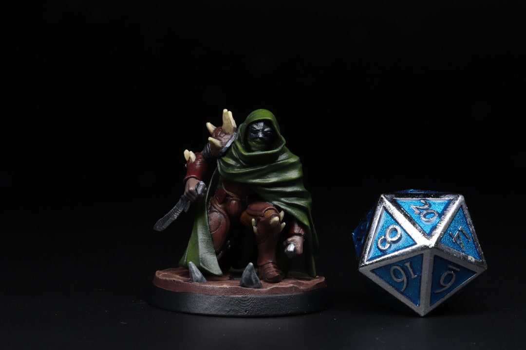 Rogue, Assassin, Spy Miniature - Hand Painted - Etsy