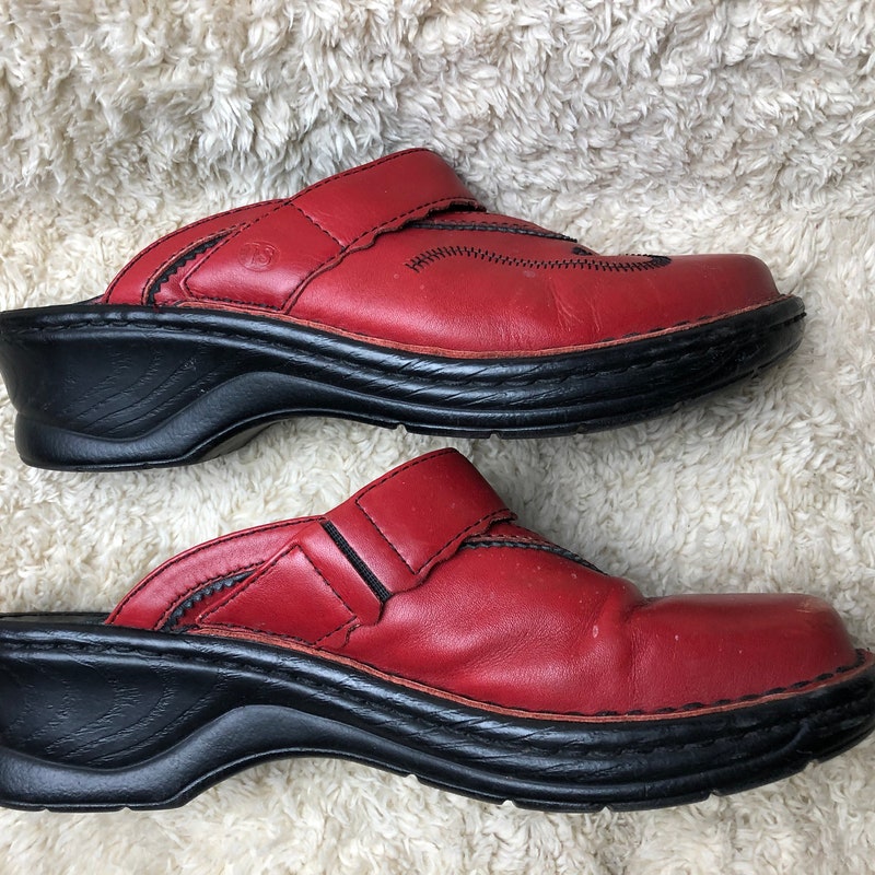 Red Clogs - Etsy