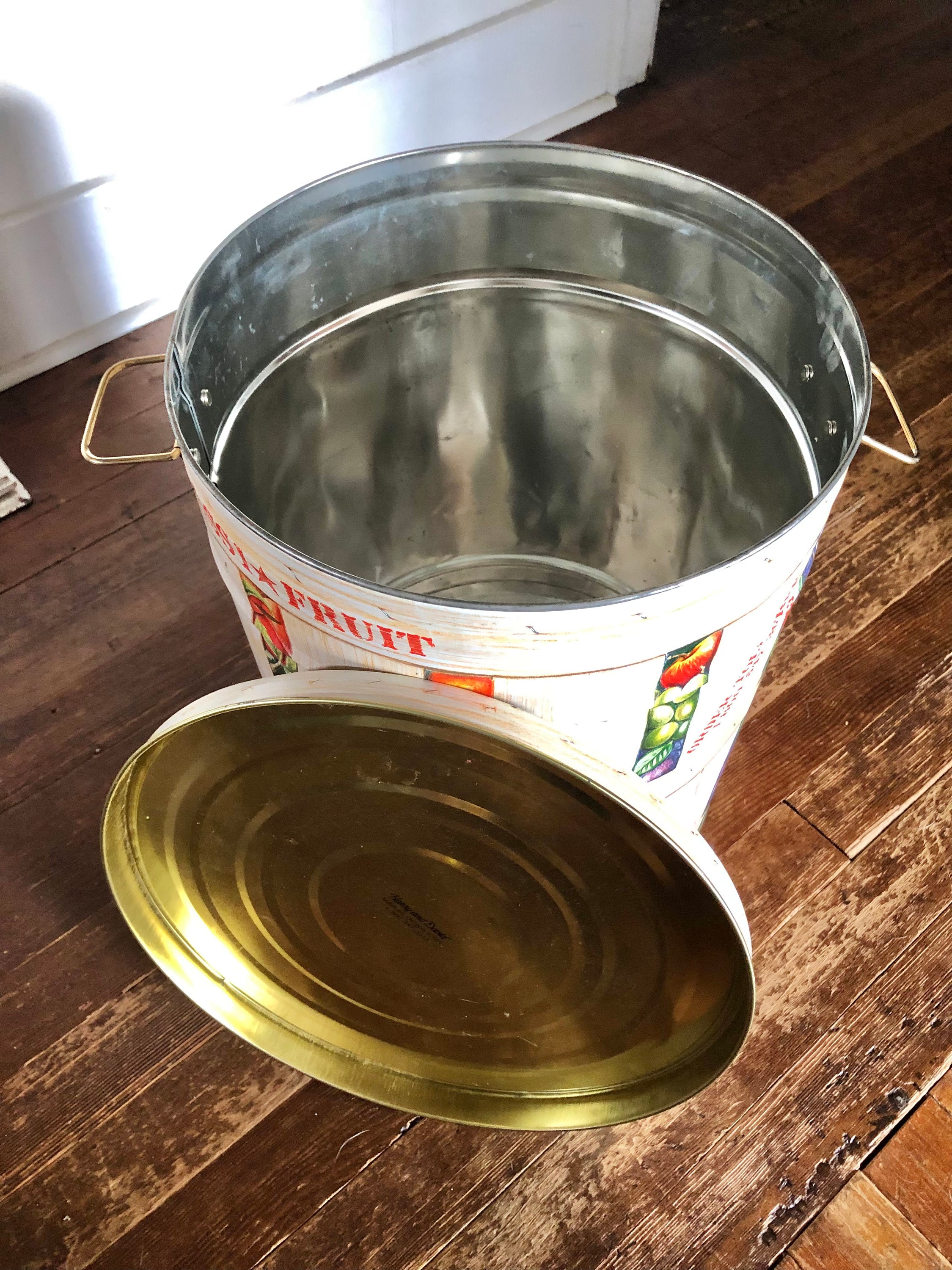 Vintage Large Tin Can With Cover Metal Storage Bin Retro Tin Container ...