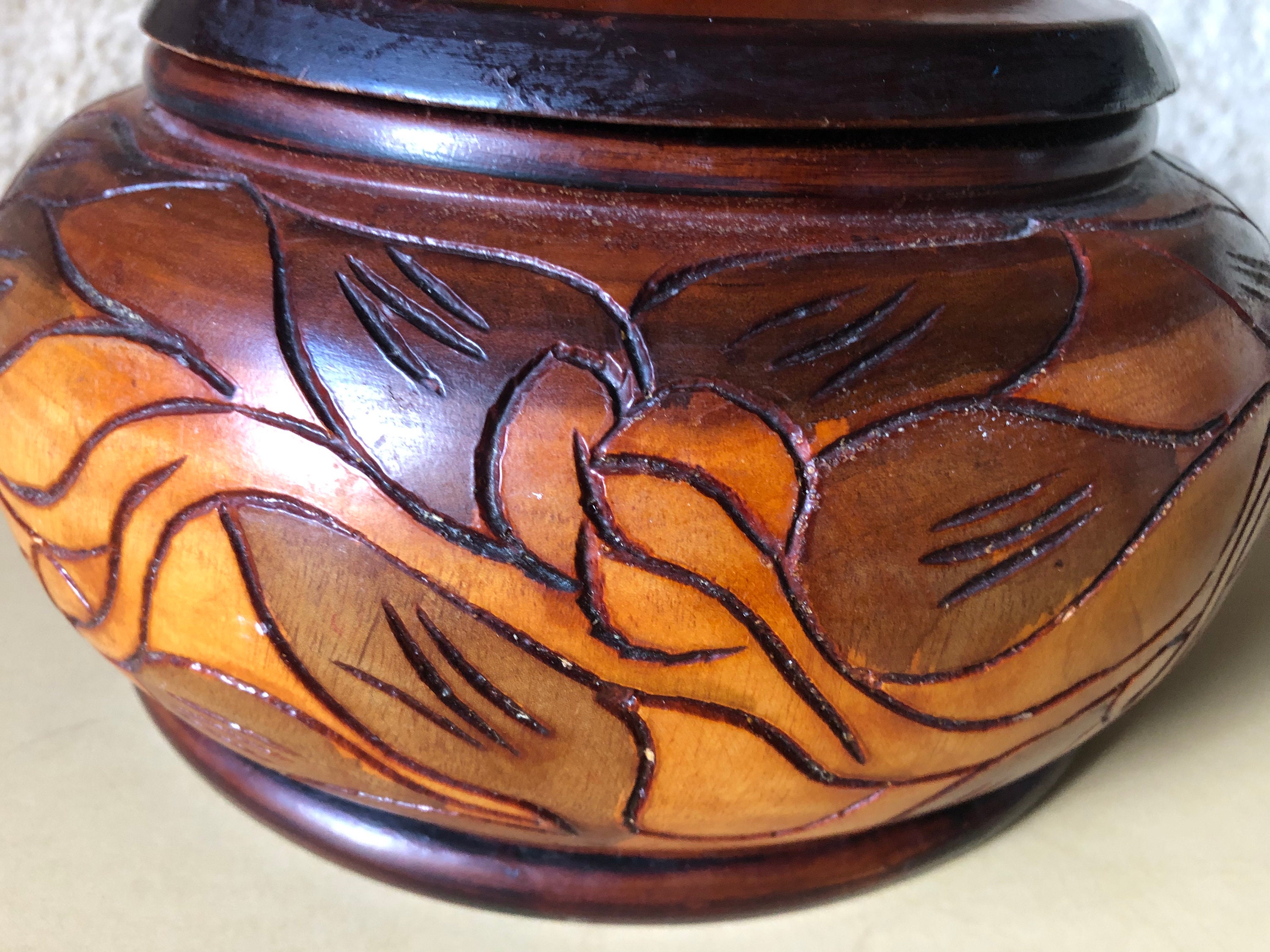 Vintage Turned Wood Bowl Storage Box With 7 Lid and Hand Carved Motif ...