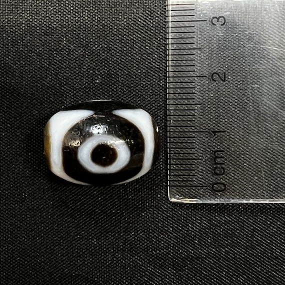 Original Barrel shape Three-Eyes Dzi Bead,Tibetan Chu… - Gem