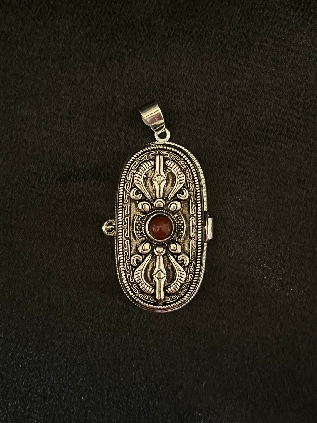 Handmade Original Tibetan Vajra Band Pendant, Tibetan Buddhist Pray ...