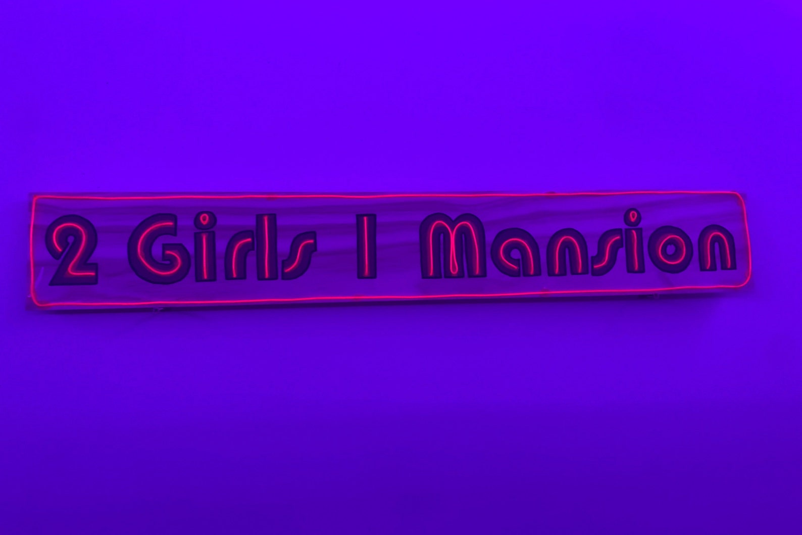 Custom Neon Light Wire Sign on Wood - Etsy