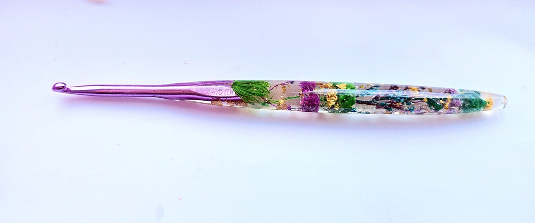 JOKERS FLORA FORGE, Stunning Green and Purple Real Flowers Inside Clear ...