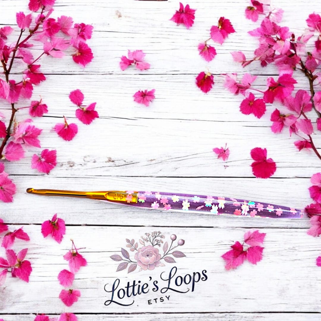 BLUSHING LEAVES, Stunning Streamlined Crochet Hooks With Pink Leaf ...