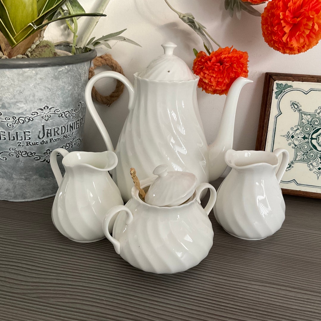 Classic Wedgwood CANDLELIGHT Coffee Set, Elegant White Bone China ...