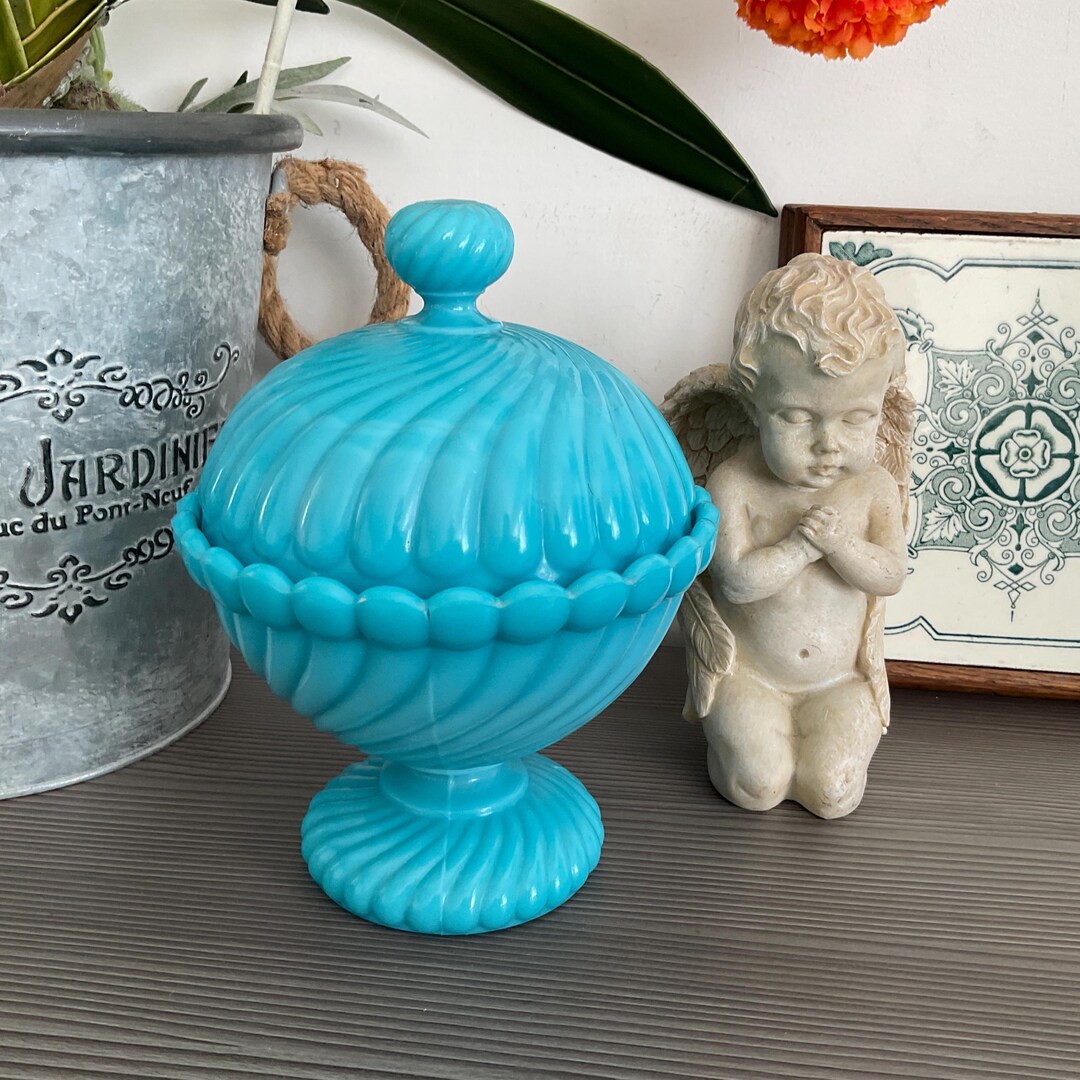 Vintage Turquoise Milk Glass 1940s Lidded Bonbon/candy Dish, Possibly ...