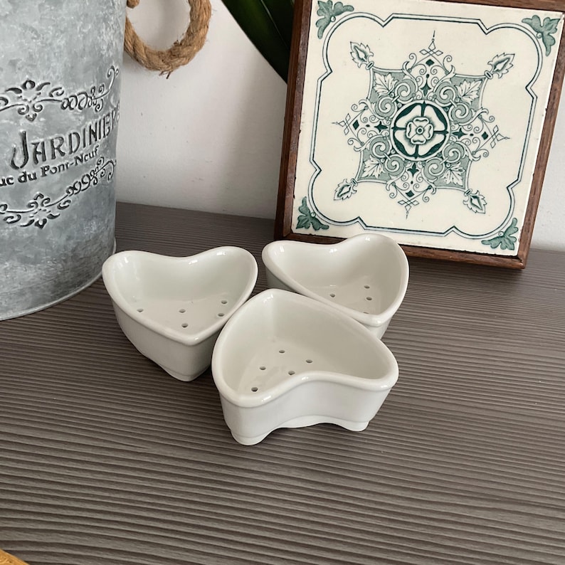 3 APILCO Heart Shaped Cheese Molds, Ceramic Cheese Strainer, French ...