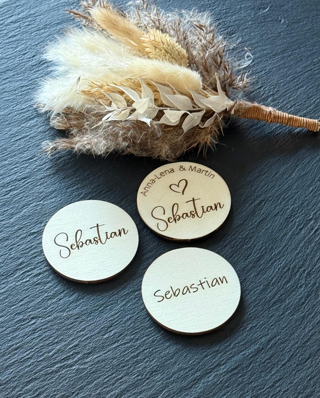 Wooden Round Place Cards, Table Decoration With Individually Engraved ...