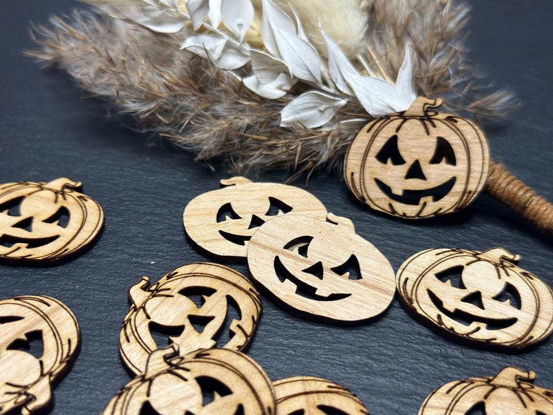 25 Pieces Pumpkin Autumn Scatter Decoration Wooden Table Decoration ...