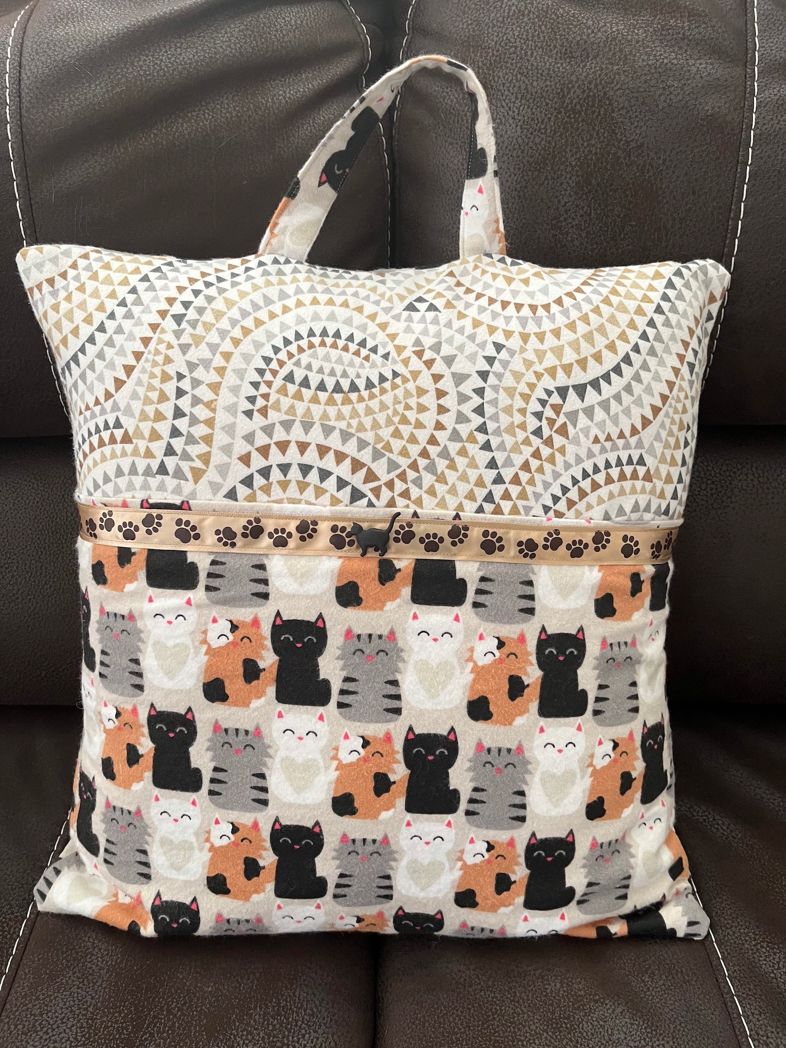 Book Pocket Pillow Tote | Cozy Reading Companion - Etsy