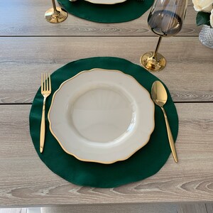 Solid Green Round Placemat: Fabric Dinner Table Mat (14 Inches) - Etsy