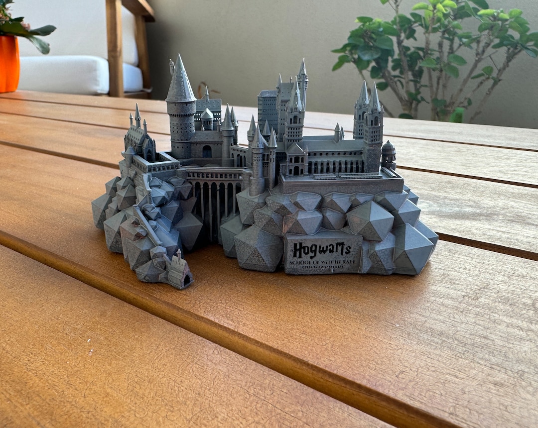 Hogwarts Castle 3D Resin Printed and Hand Painted - Etsy