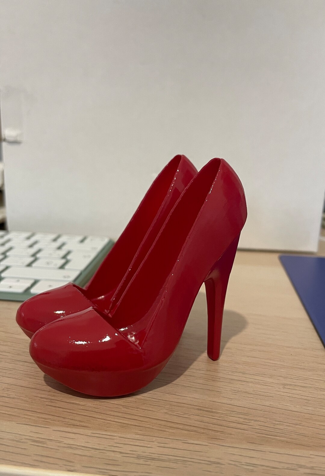 High Heels Red Shoes Phone Holder 3D Printed - Etsy