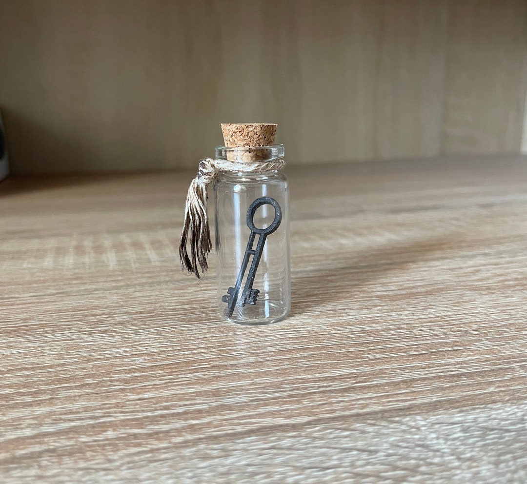 Davy Jones Key Miniature, Piratas Del Caribe: Dead Man's Chest Key ...