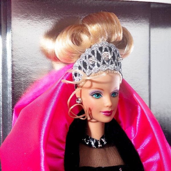 1998 Holiday Barbie - Etsy
