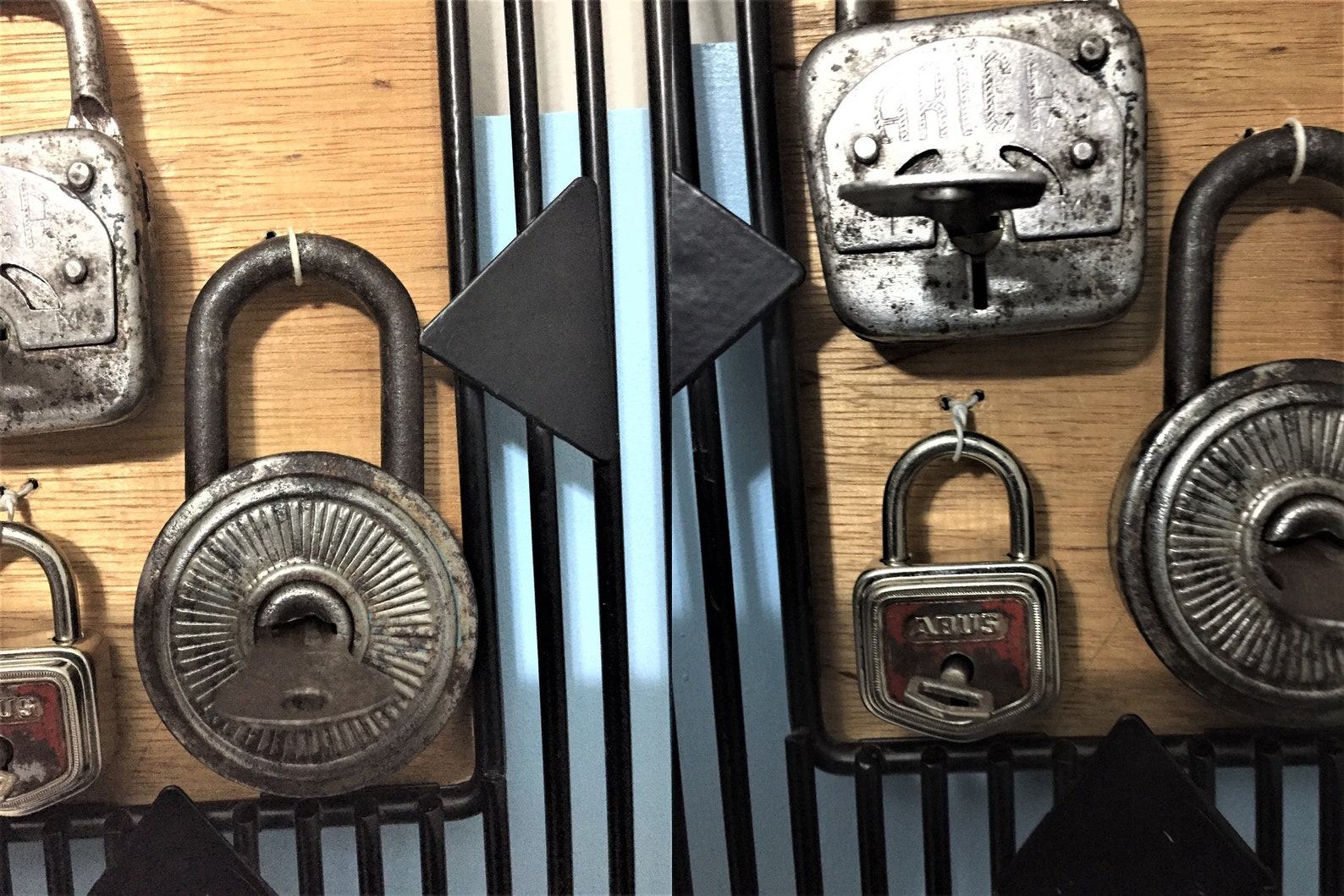 3 Sets of Antique Padlock and Stand / Vintage German / ABUS Made in ...