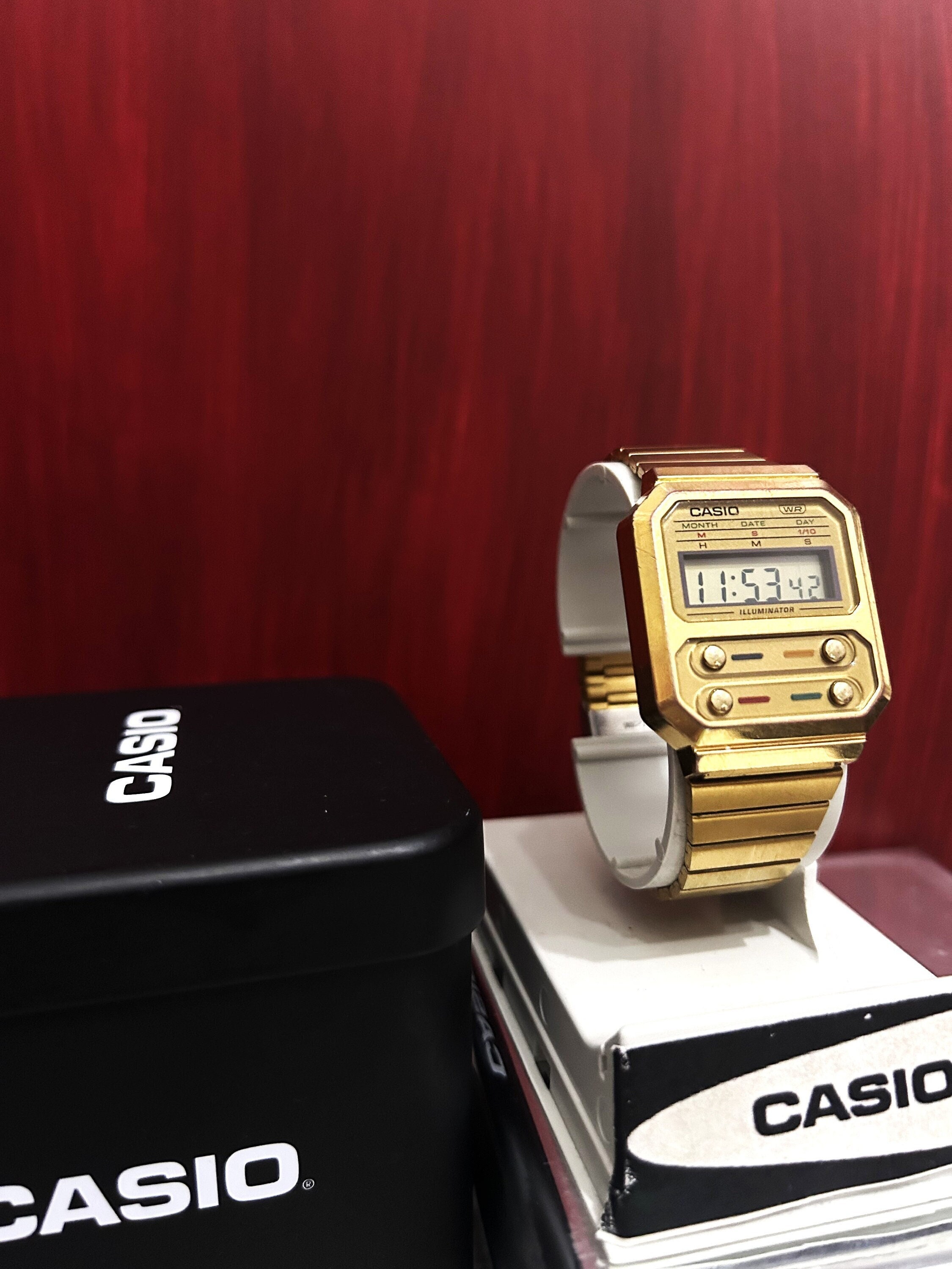RARE Color CASIO A100WE Gold Color Digital Watch Casio Tin BOX Very ...