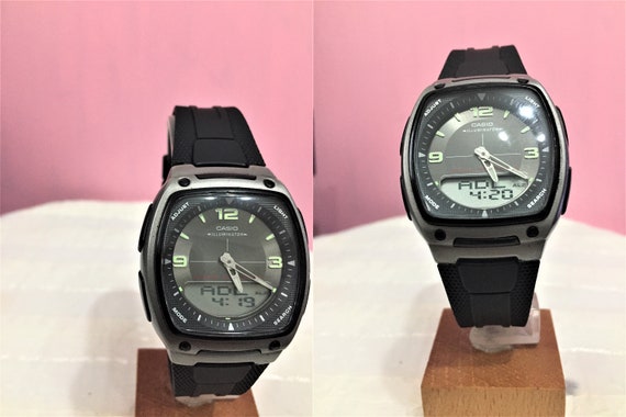 Casio Aw-81-1a1 10 YR Battery/ Data Bank Analog Digi… - Gem