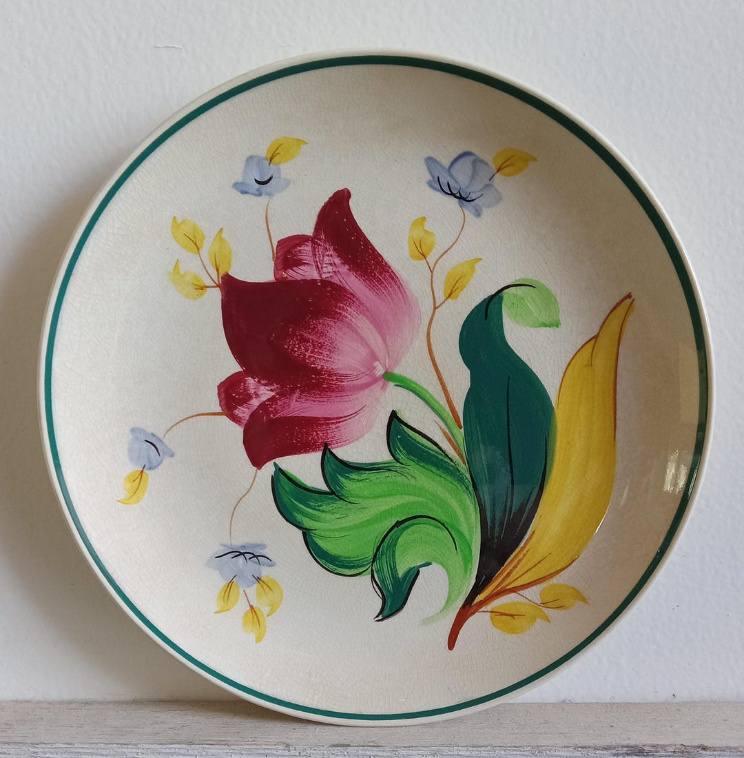 Vintage Sovereign Potters Canada Earthenware Tulip Plate - Etsy