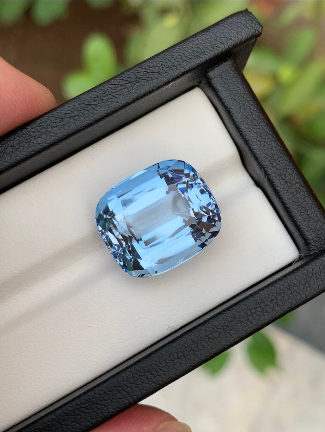 Santa Maria Blue Aquamarine Beryl Stone: 27.80 Carat Cushion Cut - Etsy