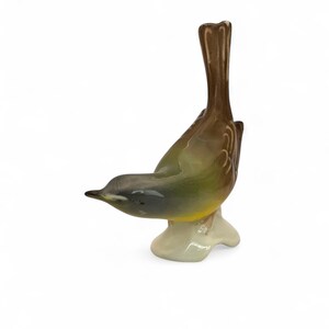 Goebel Yellow Wagtail Bird Figurine - Handcrafted Porcelain Collectible ...