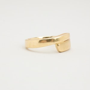 Ring in 8K Gold Size 8 Real Genuine Gold Minimalistic Gold Jewelry ...