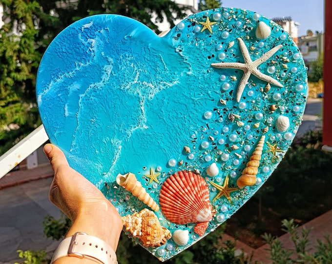 13 Pearl Decorated Heart Shaped Epoxy Resin Seascape Painting, Ocean ...