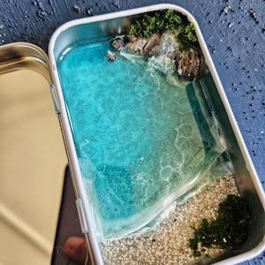 Ocean Themed Resin Art Compact Mirror With Case, Beach Vibes Pocket ...