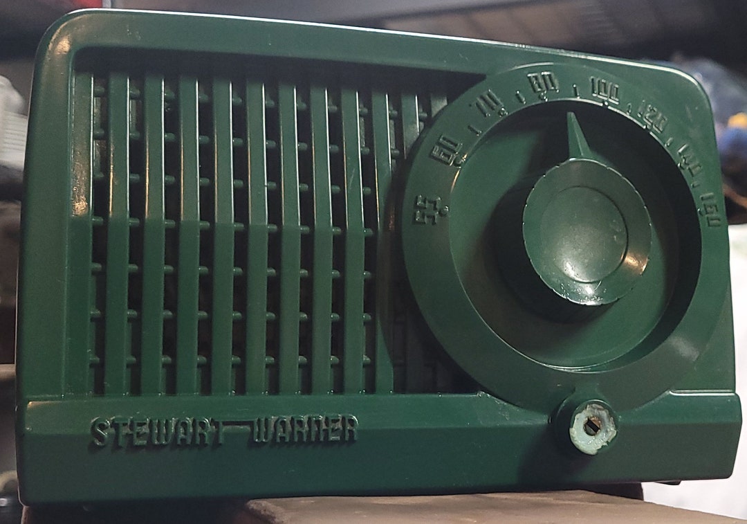 MCM, 1952 Stuart Warner Model 9160-A, Bakelite Radio - Etsy