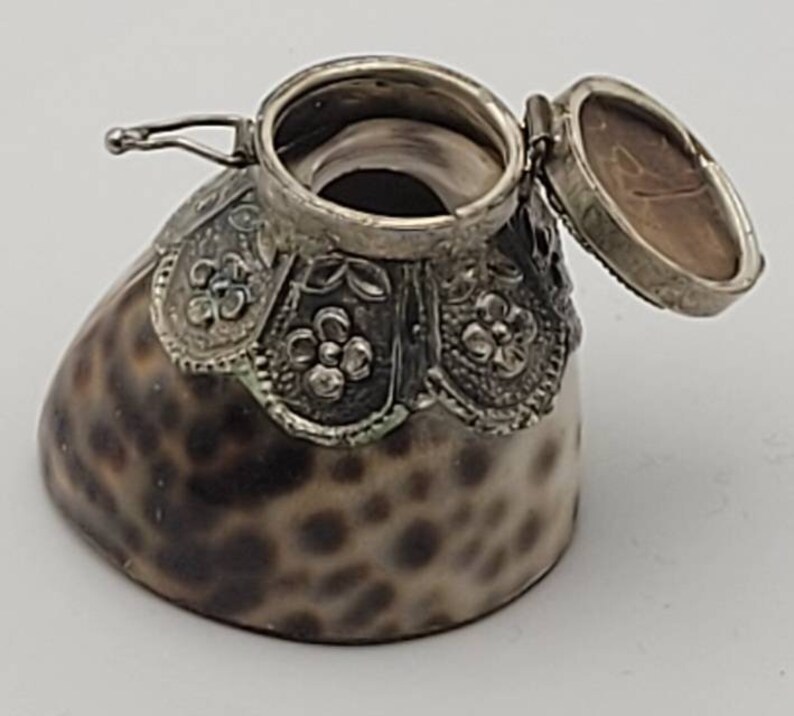 Middle Eastern, Shell Trinket Bottle - Etsy