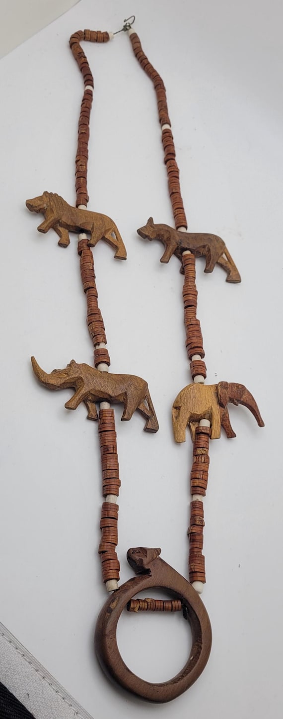African wooden necklace animal - Gem